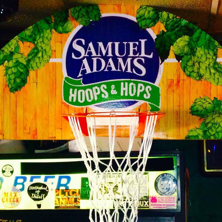 Hoops N' Hops Sports Bar | Visit CT