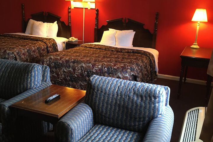 Gold Star Inn & Suites | Visit CT
