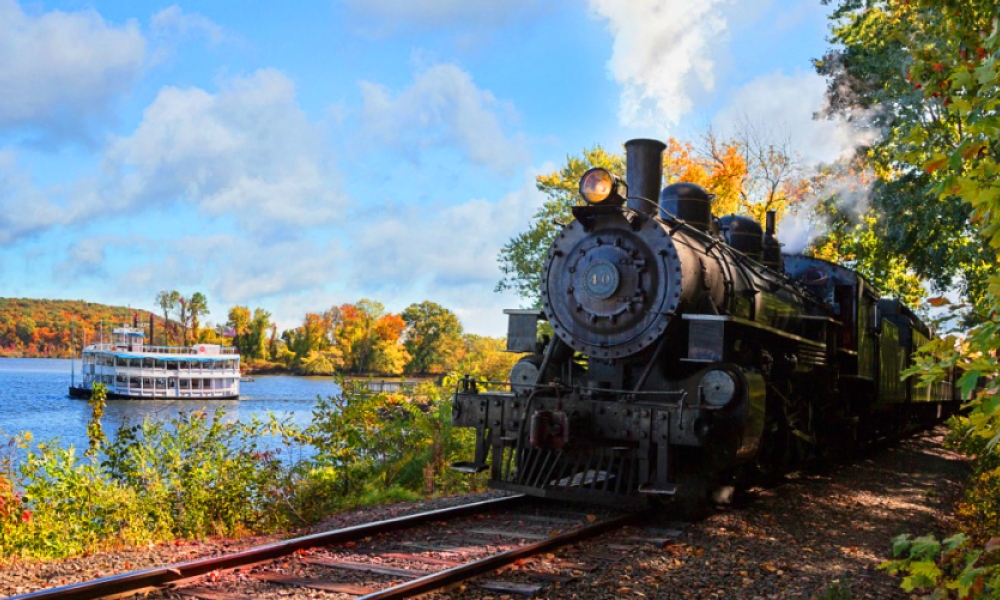 Plan Your Trip with Central Connecticut Brochures | CTvisit